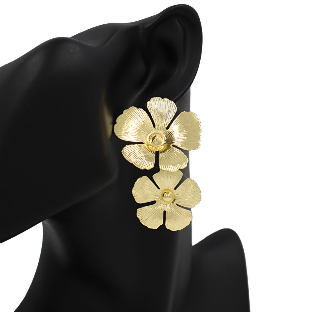 Metal Flower Link Earrings